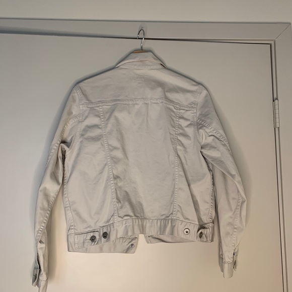 Uniqlo | Jackets & Coats | Uniqlo Off White Cropped Denim Jacket | Poshmark